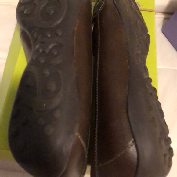 Easy Spirit | Shoes | Womans Size 85 M Flats Easy Spirit 36 | Poshmark